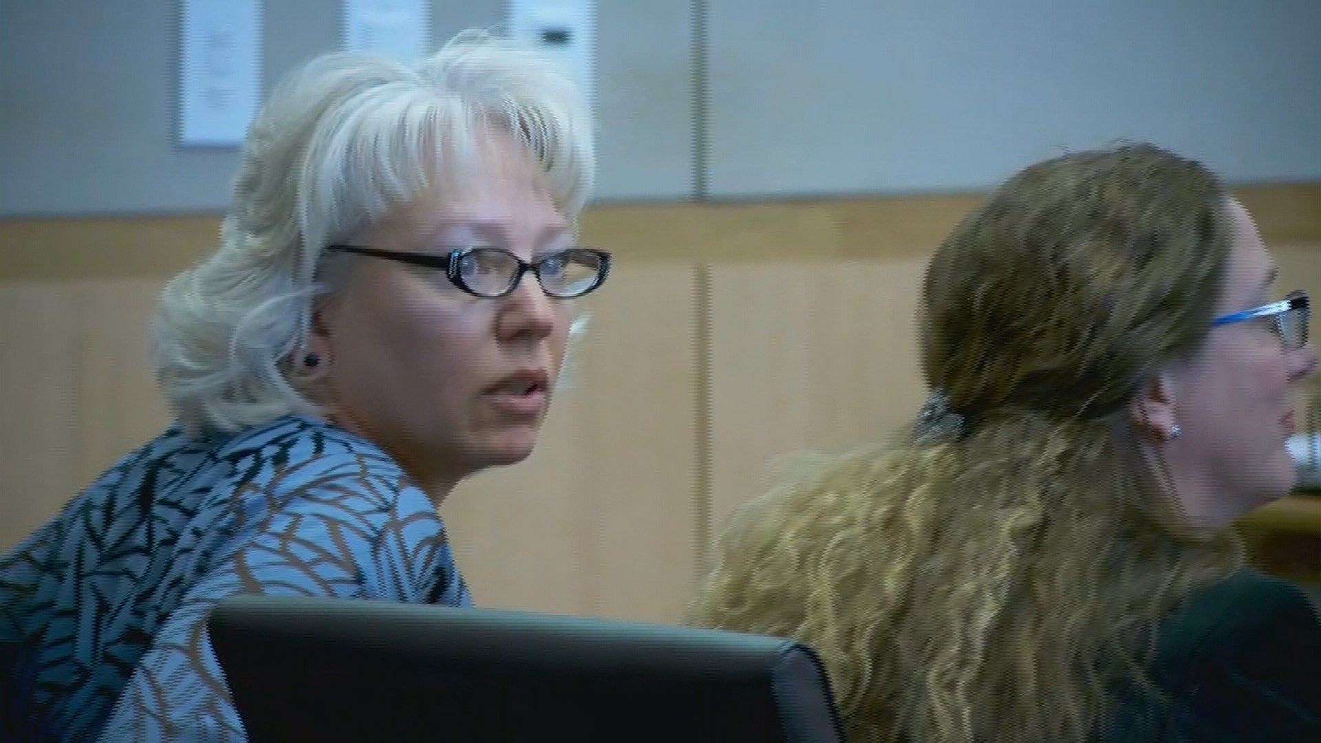 Woman who spent 22 years on death row has murder case tossed - 3TV | CBS 5